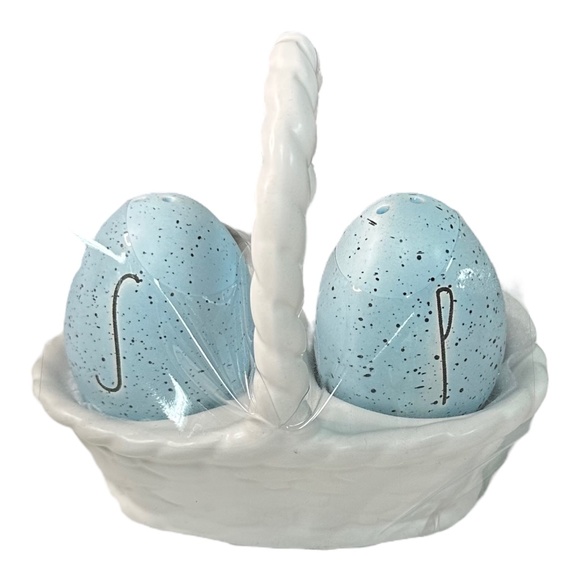 Rae Dunn | Kitchen | Rae Dunn Salt And Pepper Blue Eggs Shakers Set ...